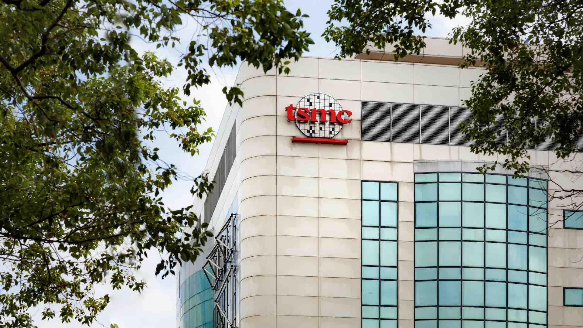 TSMC dévoile un investissement de 100 milliards de dollars dans l ...